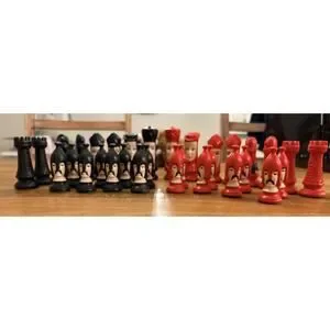 Games | Medieval Gothic Duncan Ceramic Chess Pieces Full Set Red Black ...